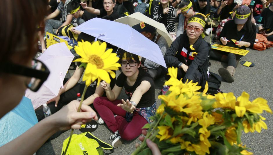 Sunflower Movement – OFTaiwan